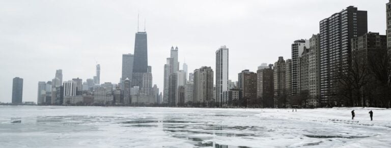 Chicago in February [Weather, What to Wear, Activities, Tips]