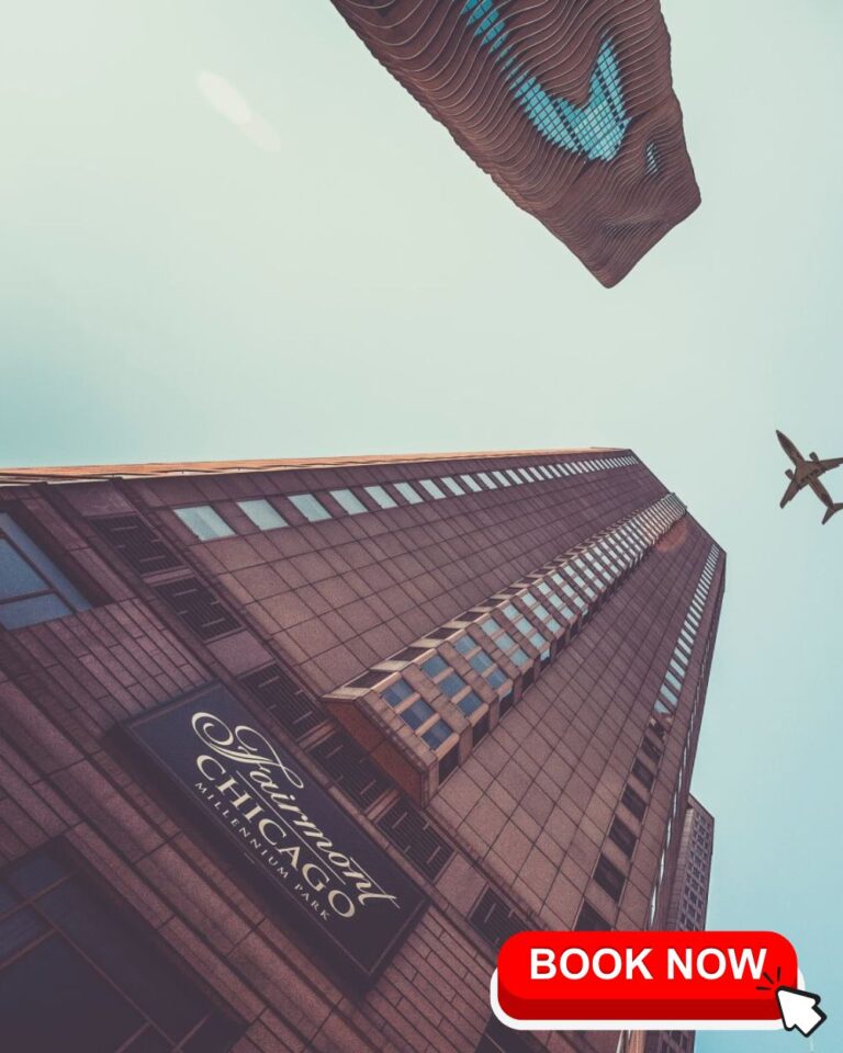 Chicago in June [Weather, Outfits, Crowds, Things to Do]