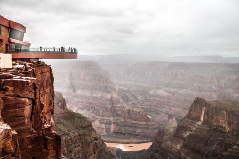 Grand Canyon in December [Weather, What to Wear, Things to Do]